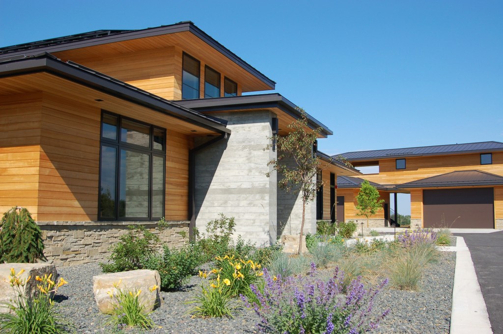 Sales Estates Residence – Legends Studio